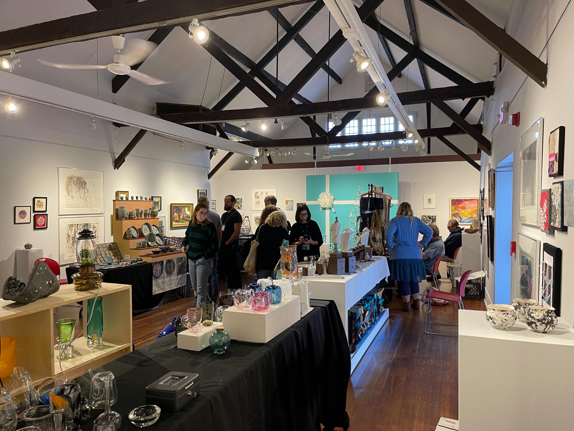 Artisans Market | Fine Art & Craft Fair - Silvermine Arts Center